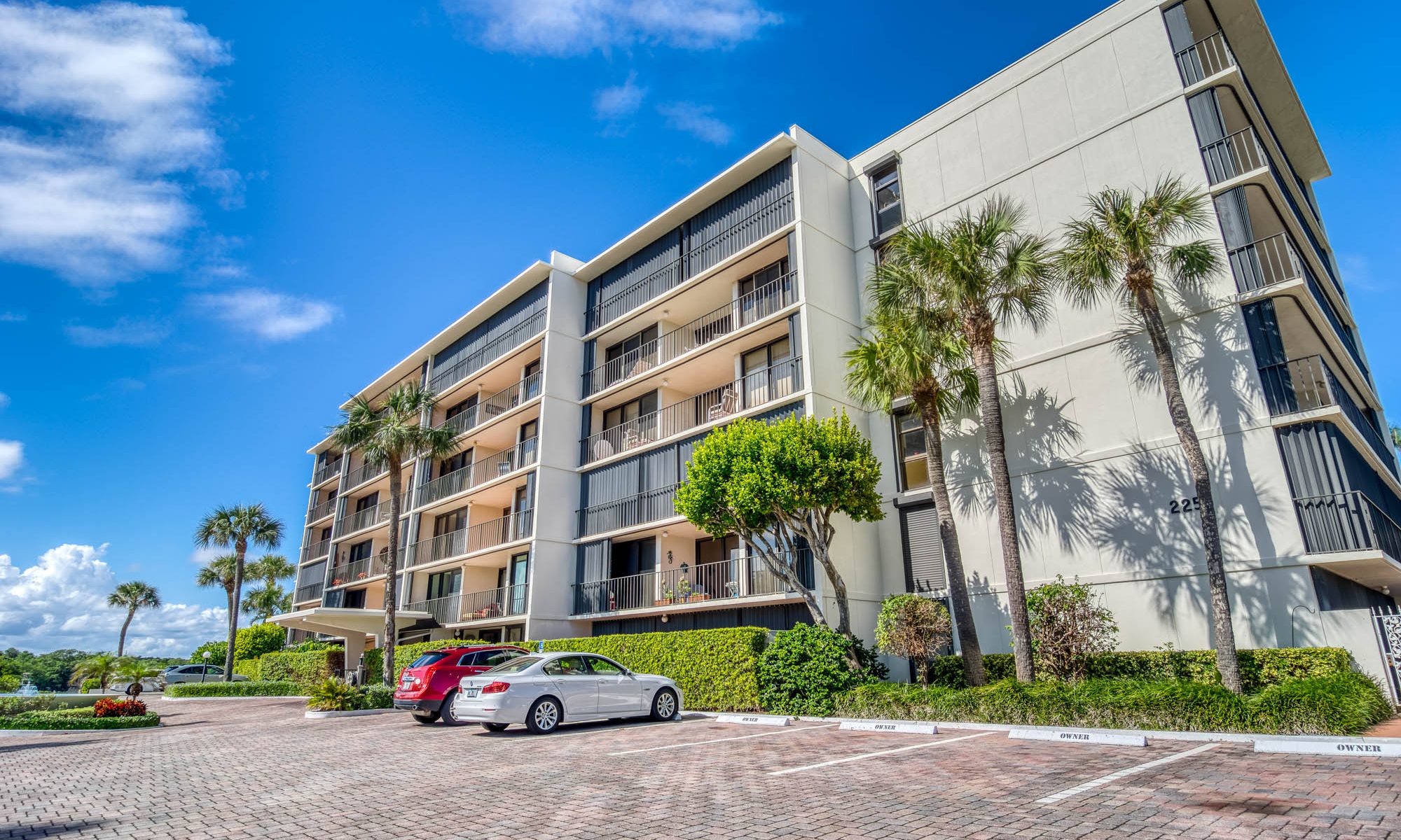 Ocean Villas Jupiter Island Jupiter 3 Homes for Sale | Echo Fine Properties