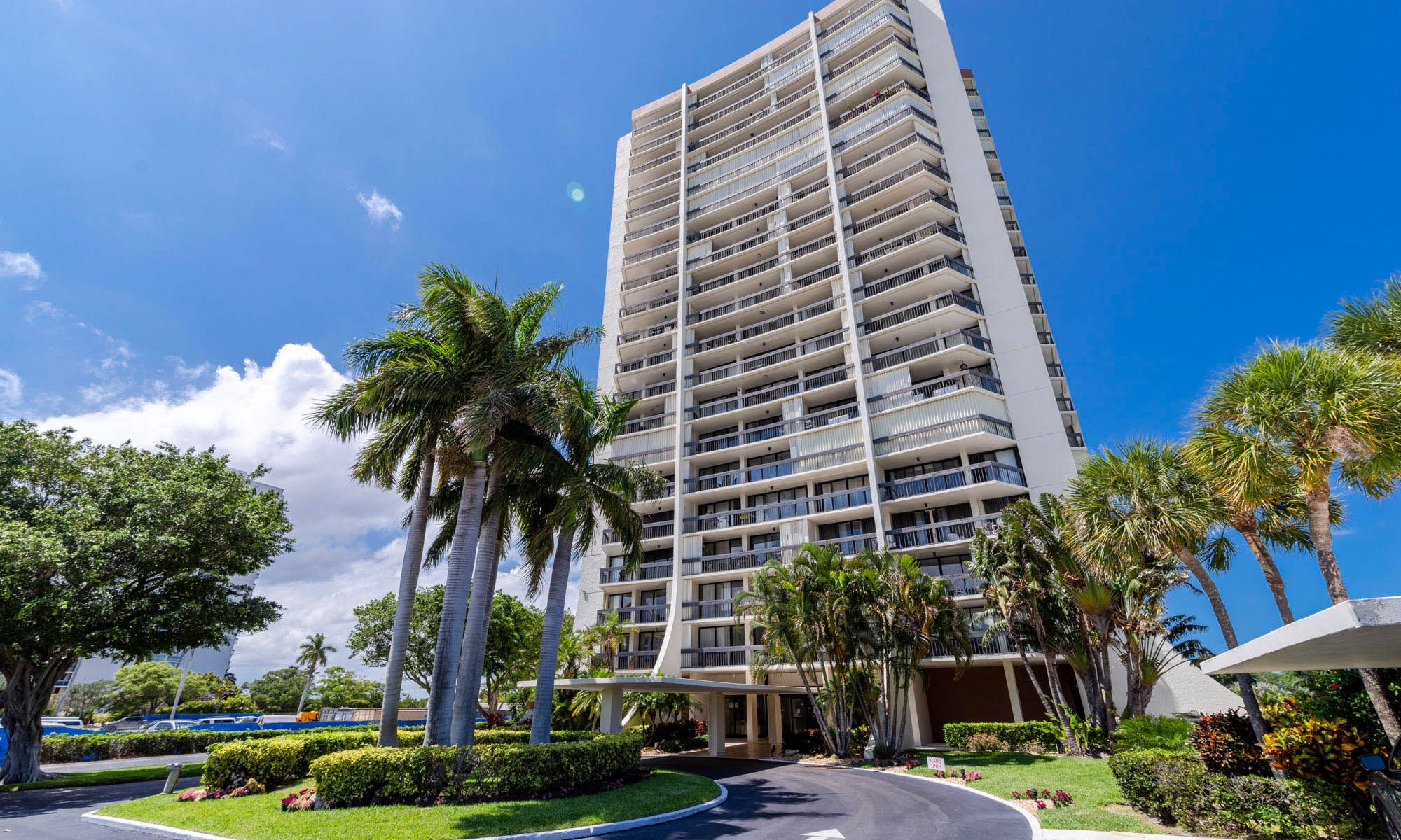 Lands Of The President West Palm Beach 69 Homes for Sale | Echo Fine ...