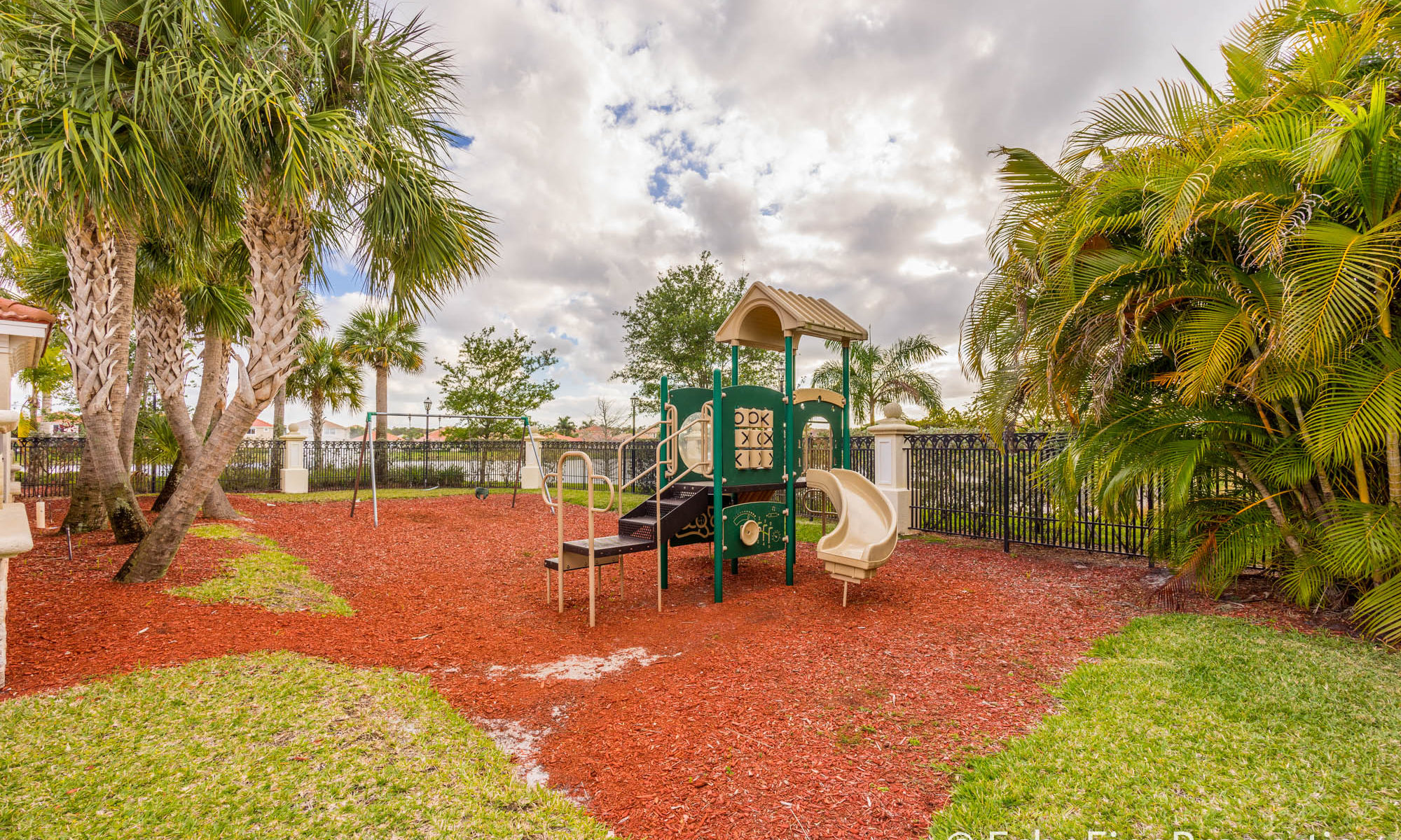 Paloma Palm Beach Gardens 6 Homes for Sale | Echo Fine Properties
