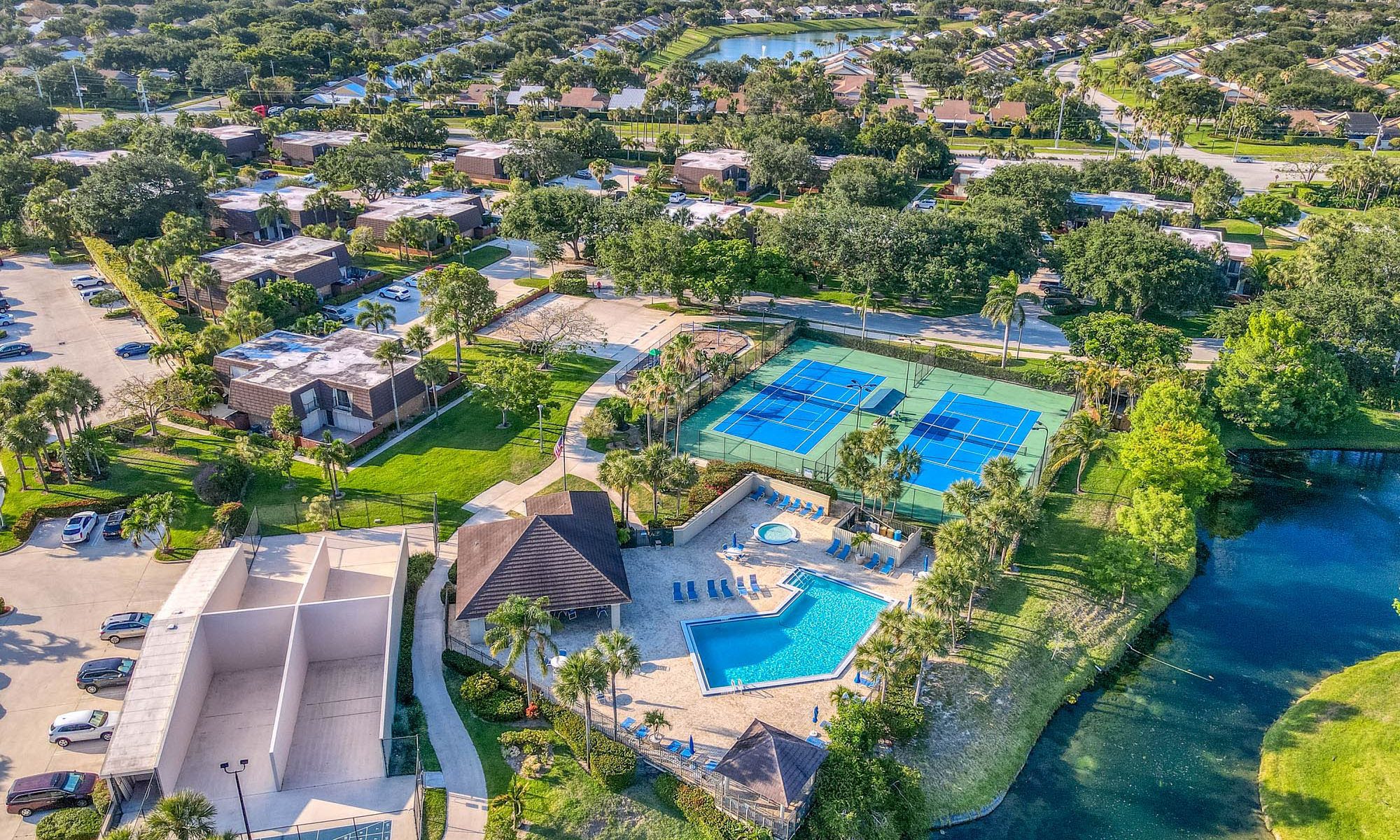Lakes At The Bluffs Jupiter 6 Homes for Sale | Echo Fine Properties