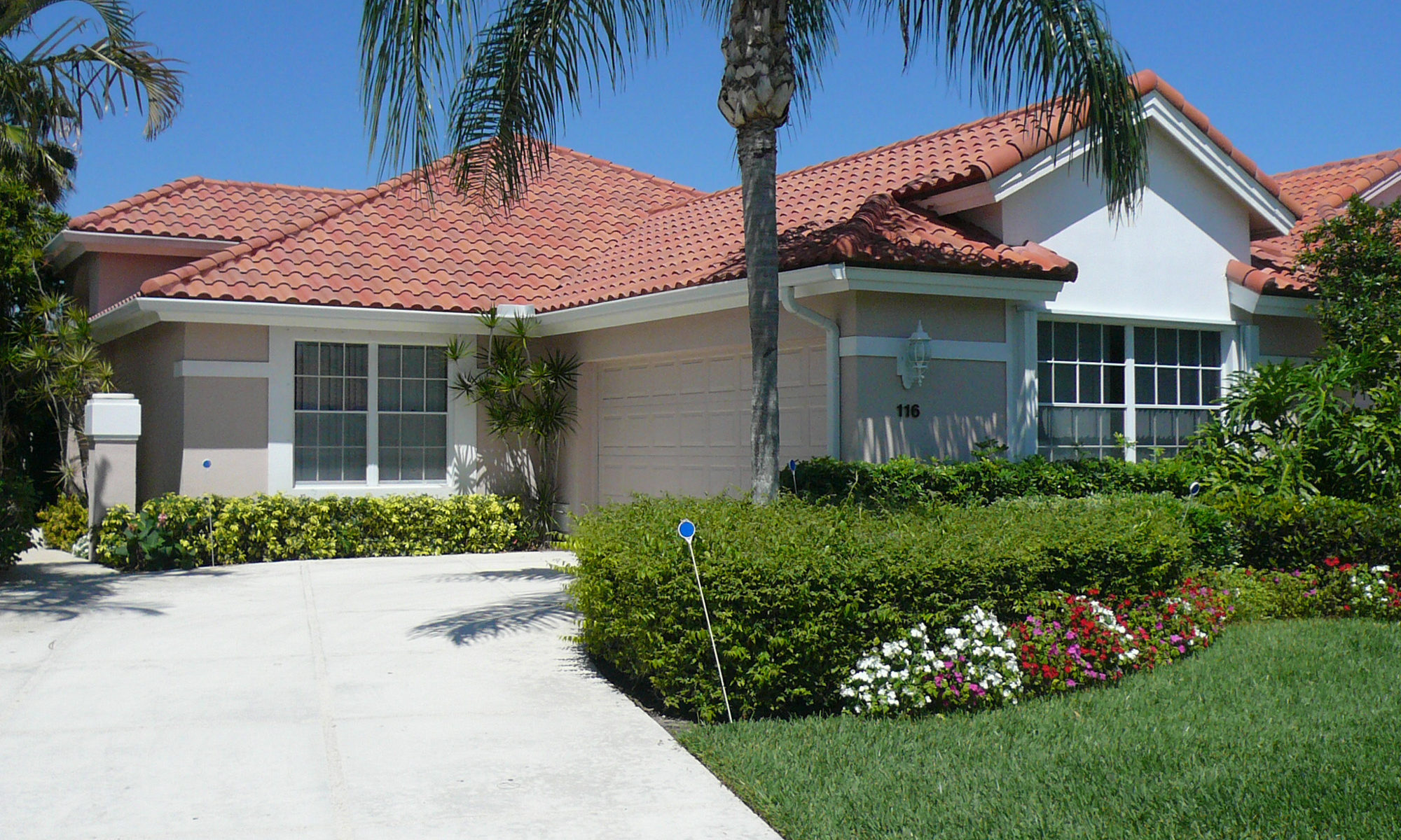 Eagleton Lakes Palm Beach Gardens 5 Homes for Sale | Echo Fine Properties