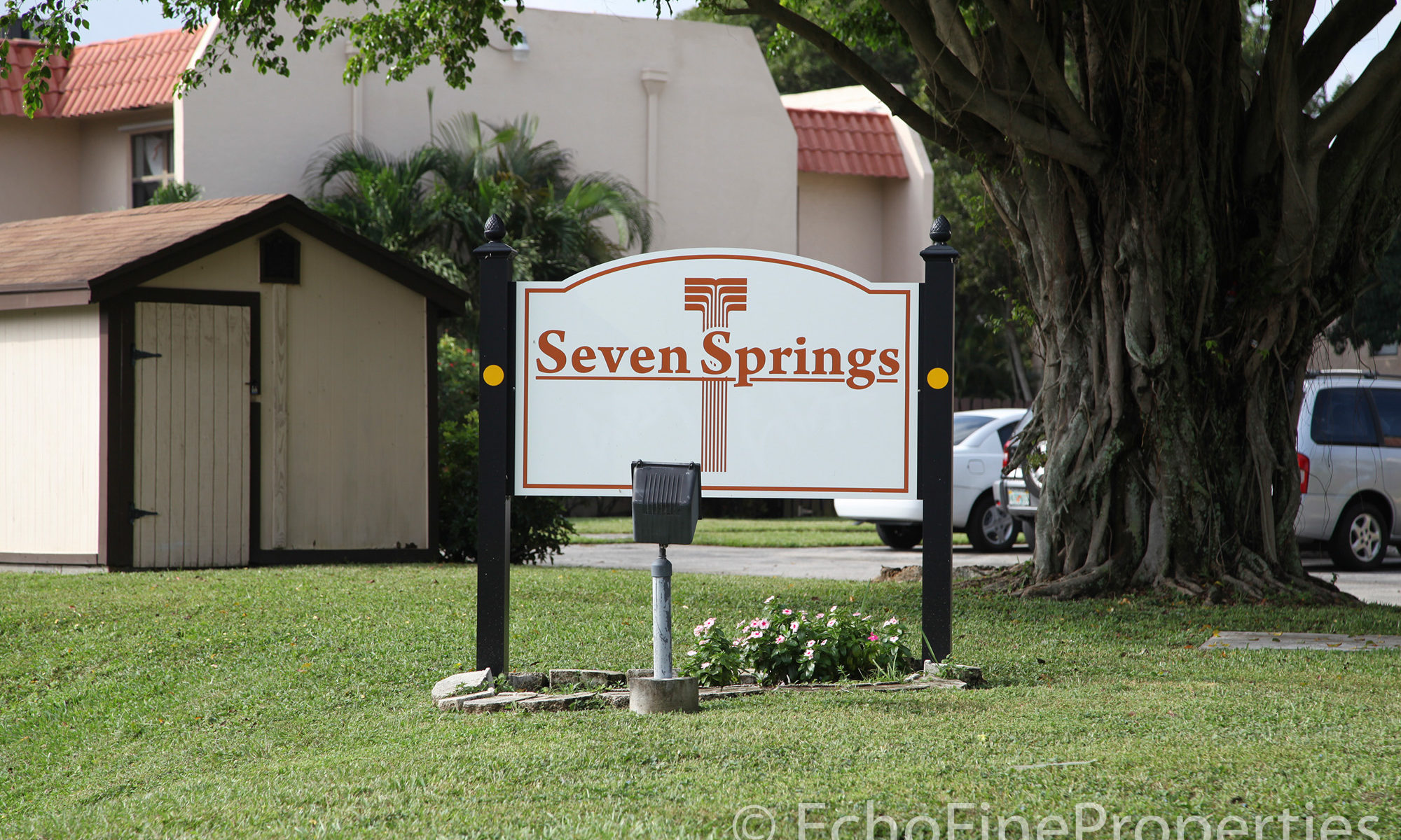 Seven Springs Greenacres 5 Homes for Sale | Echo Fine Properties