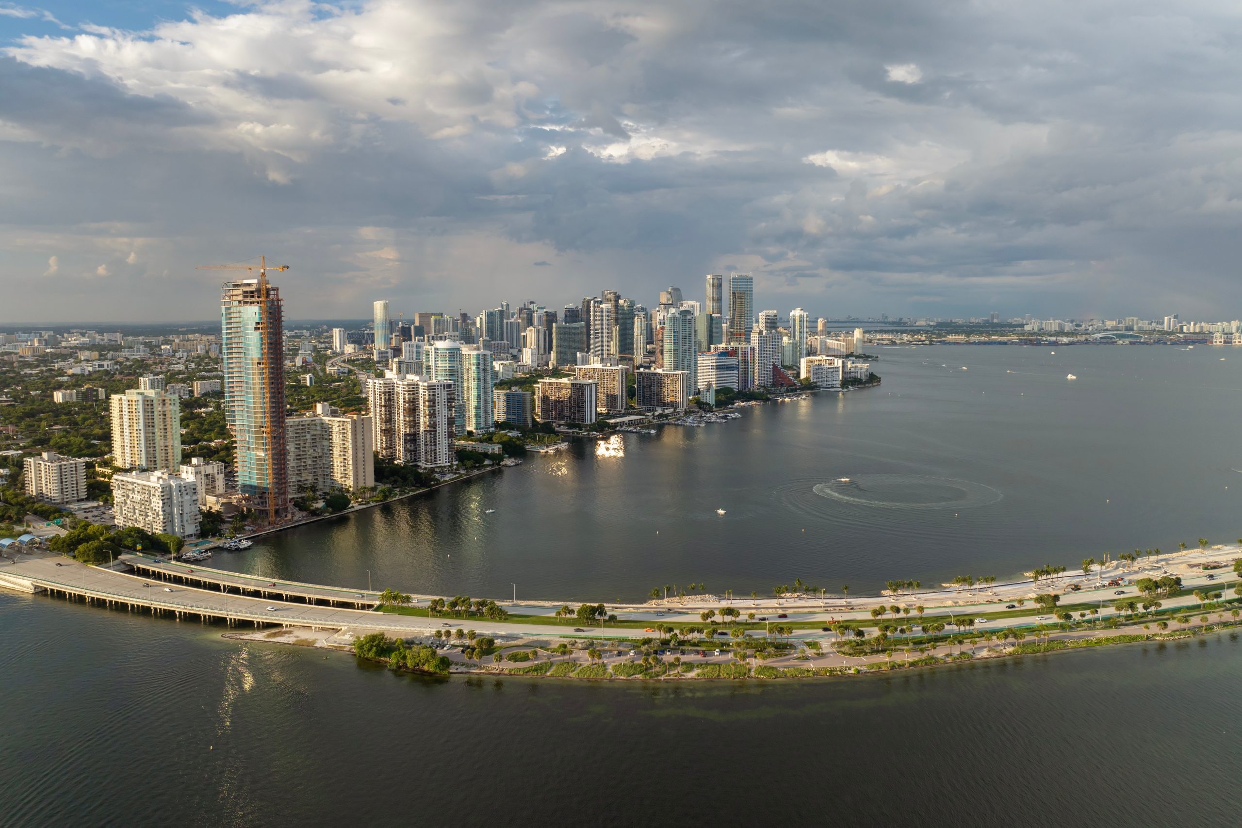 Season One Brickell: A Boutique Luxury Tower with Style, Flexibility ...