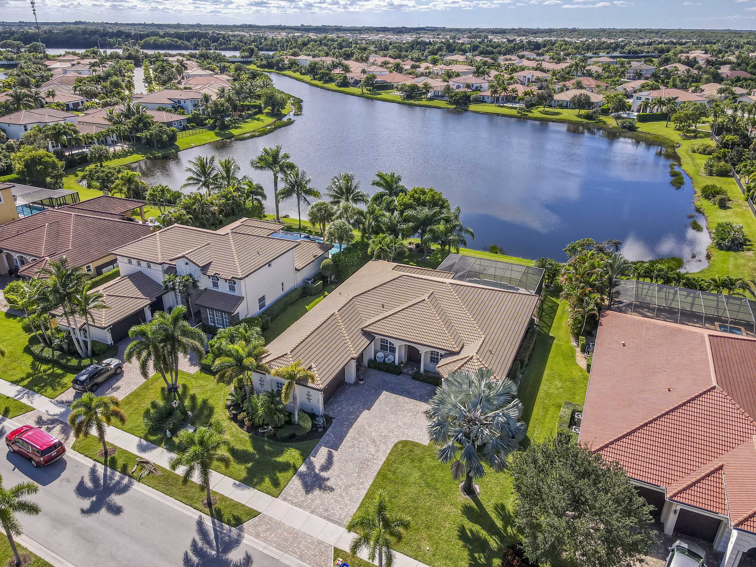 Just Listed | 270 Rudder Cay Way - Echo Fine Properties